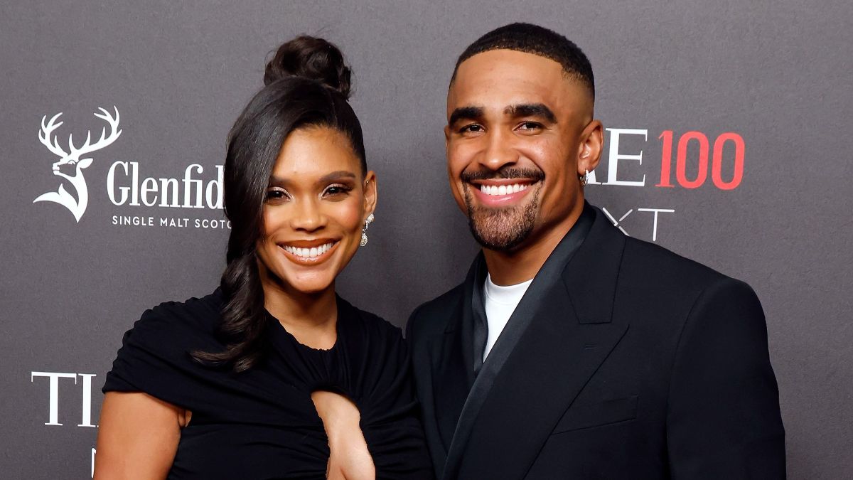 ‘I knew a long time ago’: Jalen Hurts' fiancee Bry Burrows' ethnicity ...