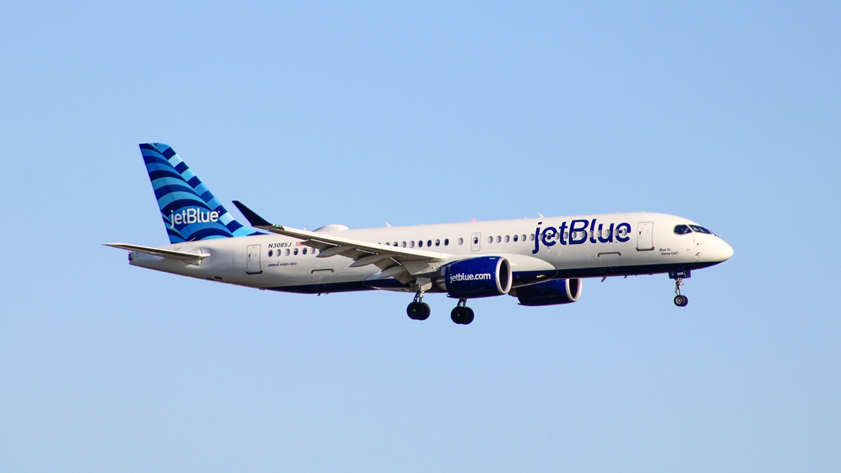 JetBlue pilot charged with child SA in North Carolina dies in Boston ...